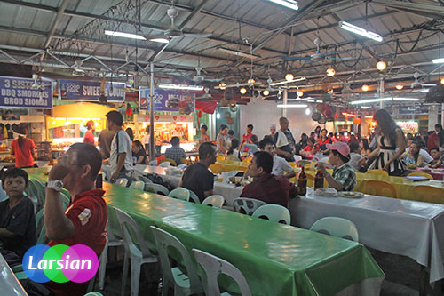 A Barbecue Feast at Larsian BBQ in Fuente | Freedom Wall