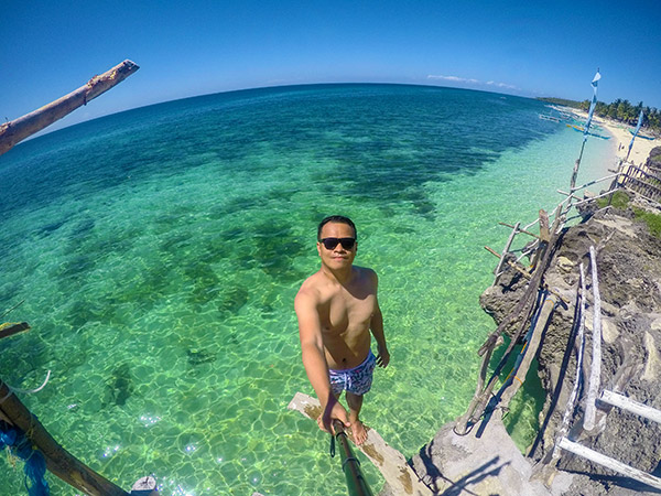 A Travel Guide to Kinatarcan (Guintacan) Island: The Rise of the Once ...